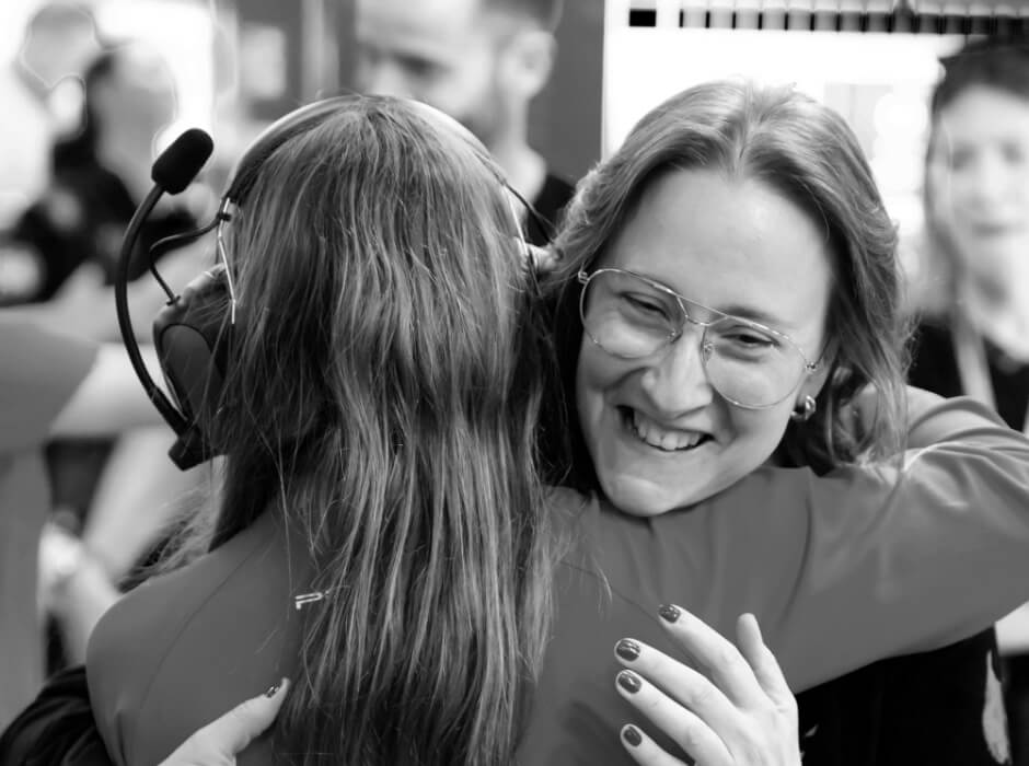 IRON DAMES | Deborah Mayer